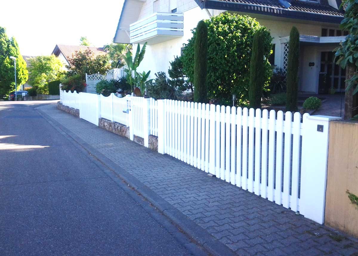 FairGarden®: Lattenzaunfeld gerade Weiß